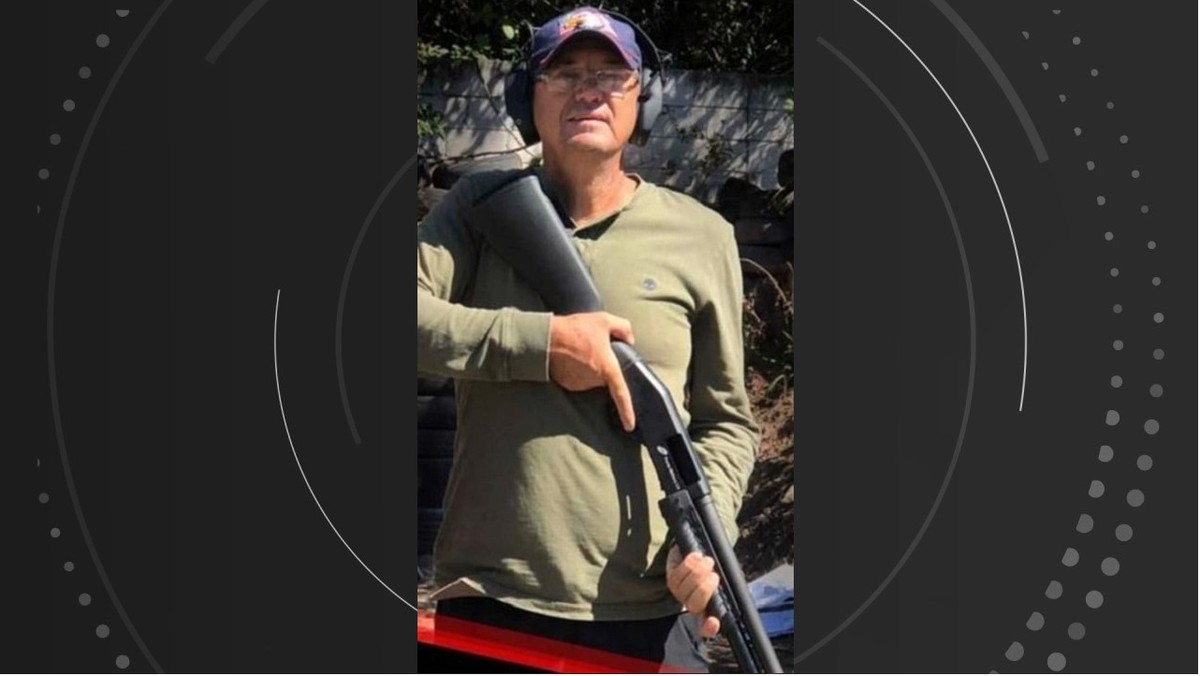 Dono de clube de tiro morto com tiros de fuzil no ES segurava arma com ...