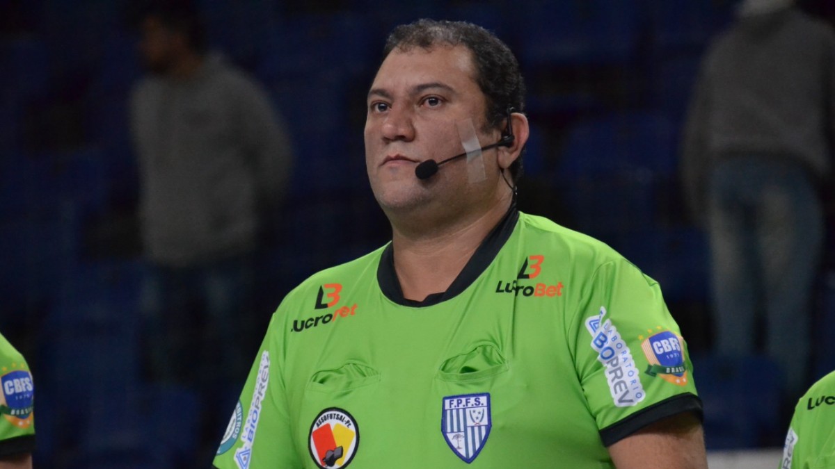 Árbitro é morto a tiros dentro de casa no Paraná, e polícia suspeita de ...