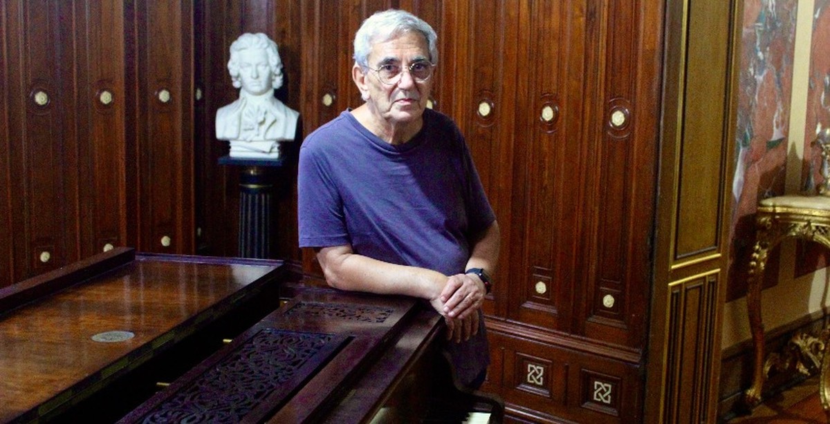 José Luiz Ribeiro é eleito imortal e vai ocupar cadeira na Academia ...