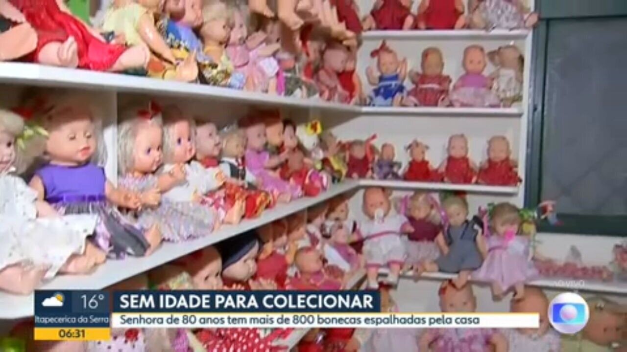 Aposentada transforma e coleciona mais de 800 bonecas no interior de SP