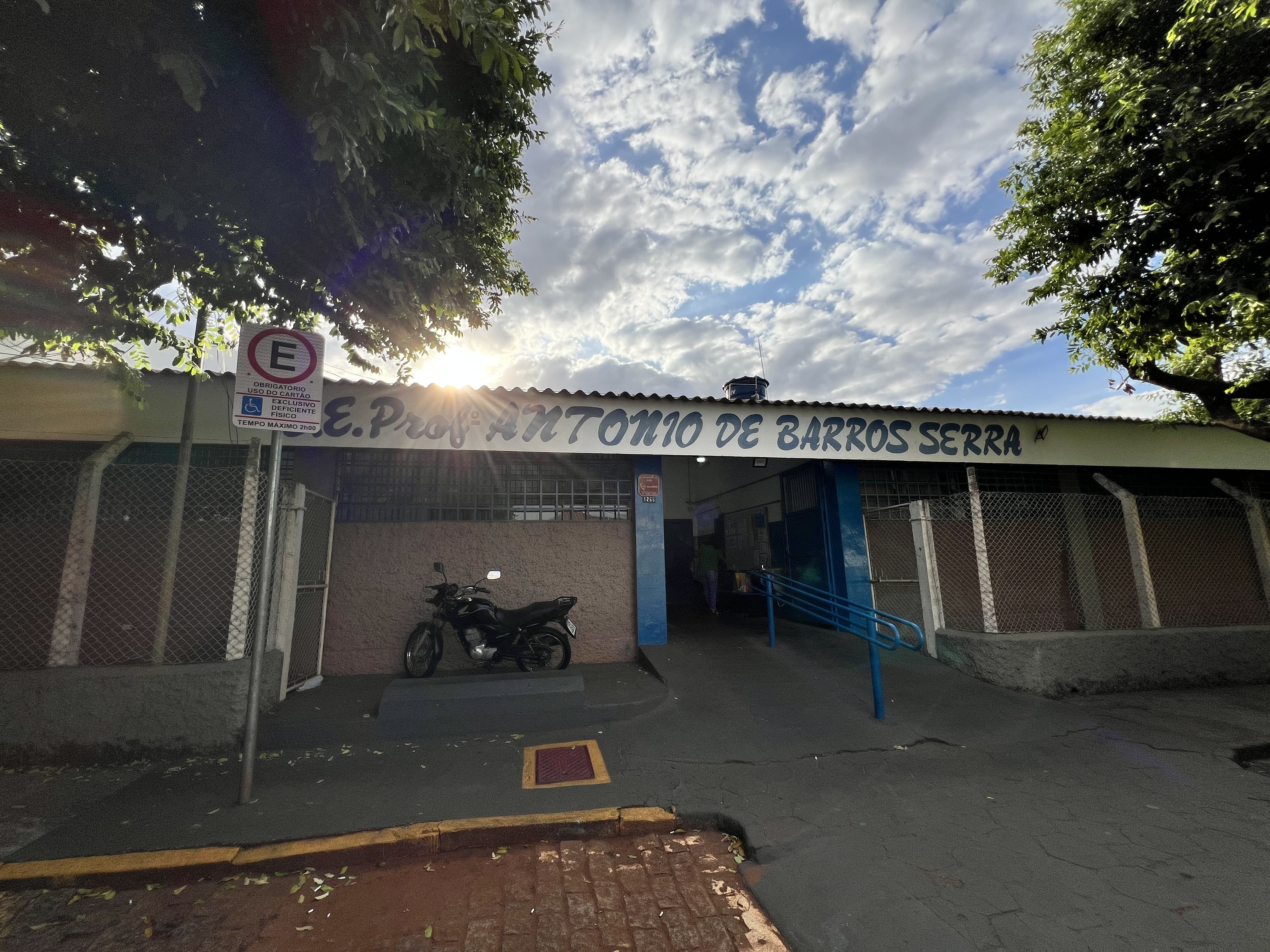 Alunos de escolas estaduais retornam às aulas na região de Rio Preto ...