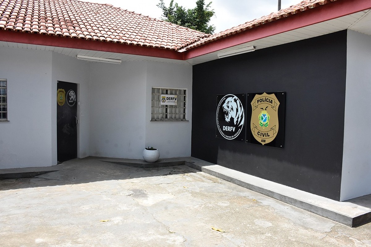 Em Manaus Homem é Preso Suspeito De Vender Veículos Roubados E