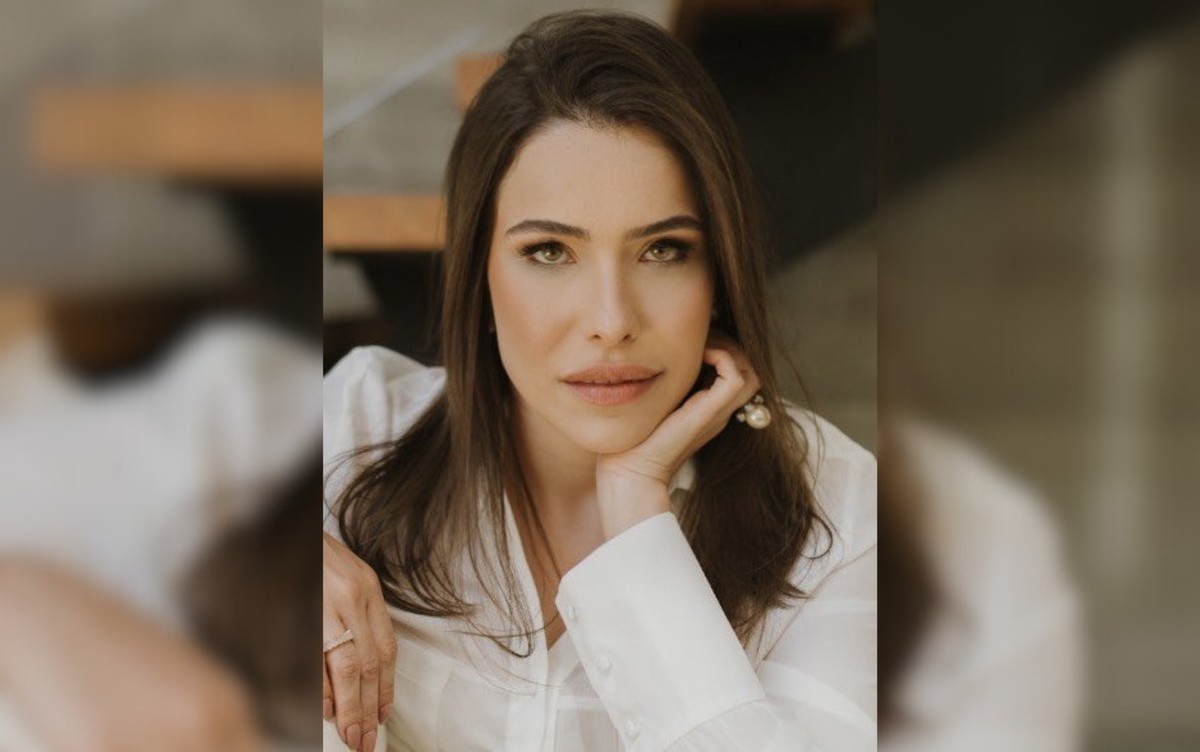 Advogada acusada de matar ex-sogro e a mãe dele envenenados com bolo vai a júri popular, decide ...