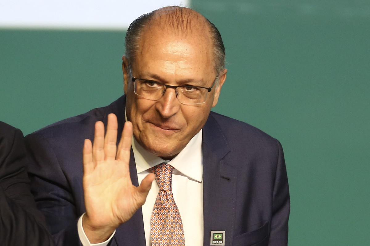 Alckmin se desfilia do PSDB após mais de 33 anos no partido; 'tempo de ...