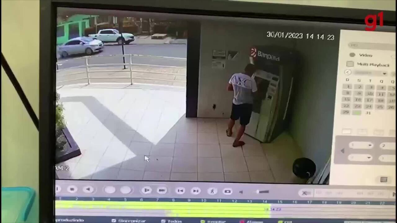 VÍDEO: câmera de segurança flagra assalto a policial que sacava ...