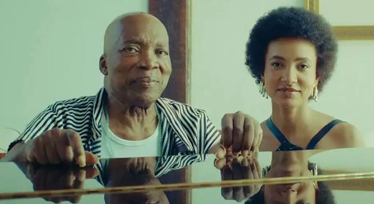 Milton Nascimento lança álbum com baixista de jazz Esperanza Spalding ...