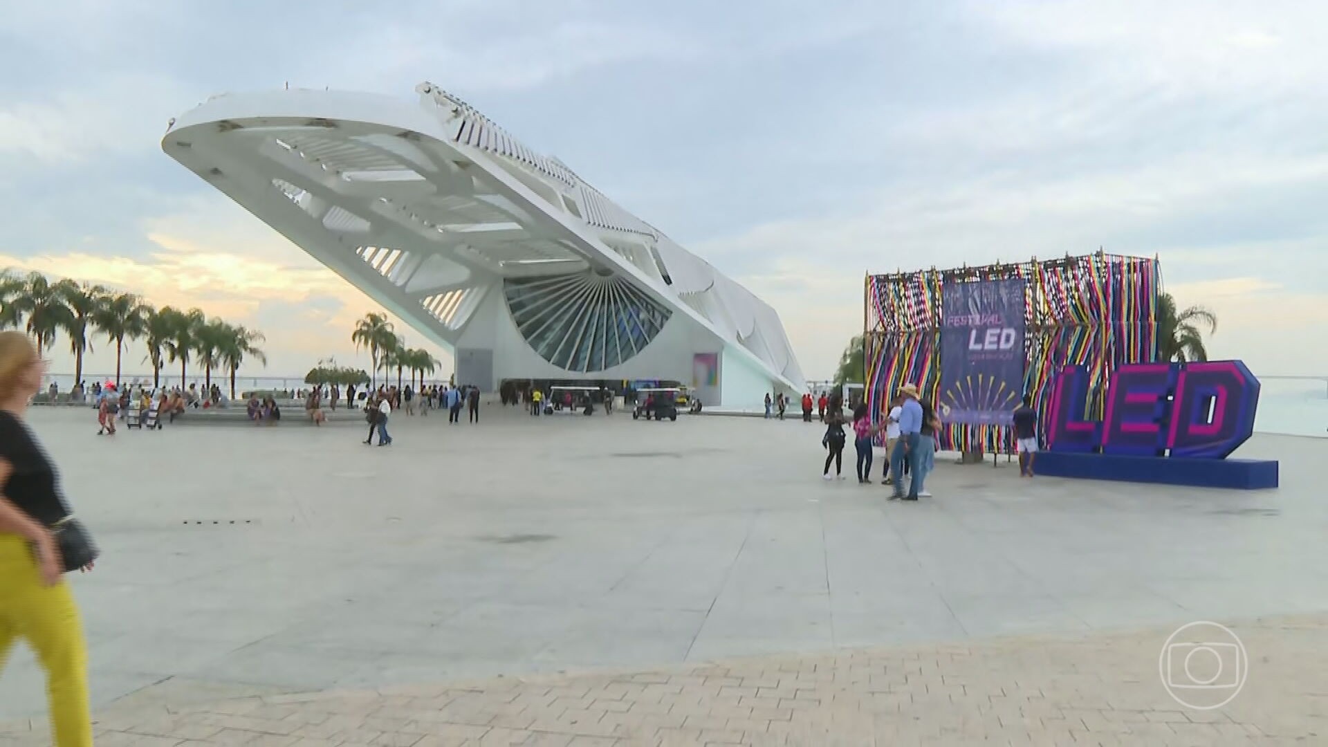 Festival LED: Angela Davis, Mion, Porchat, Krenak e Criolo participam ...