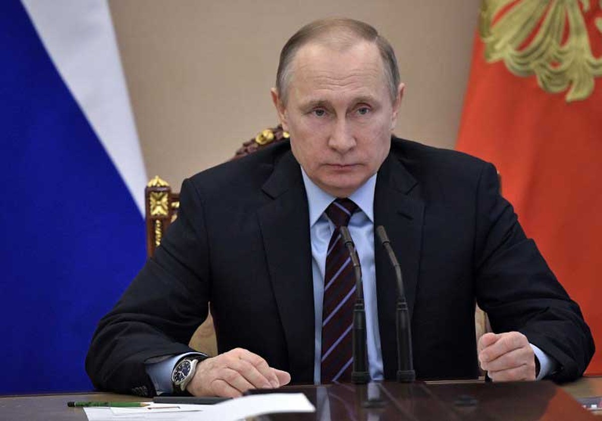 Após críticas aos EUA, Putin encontra secretário de estado americano ...