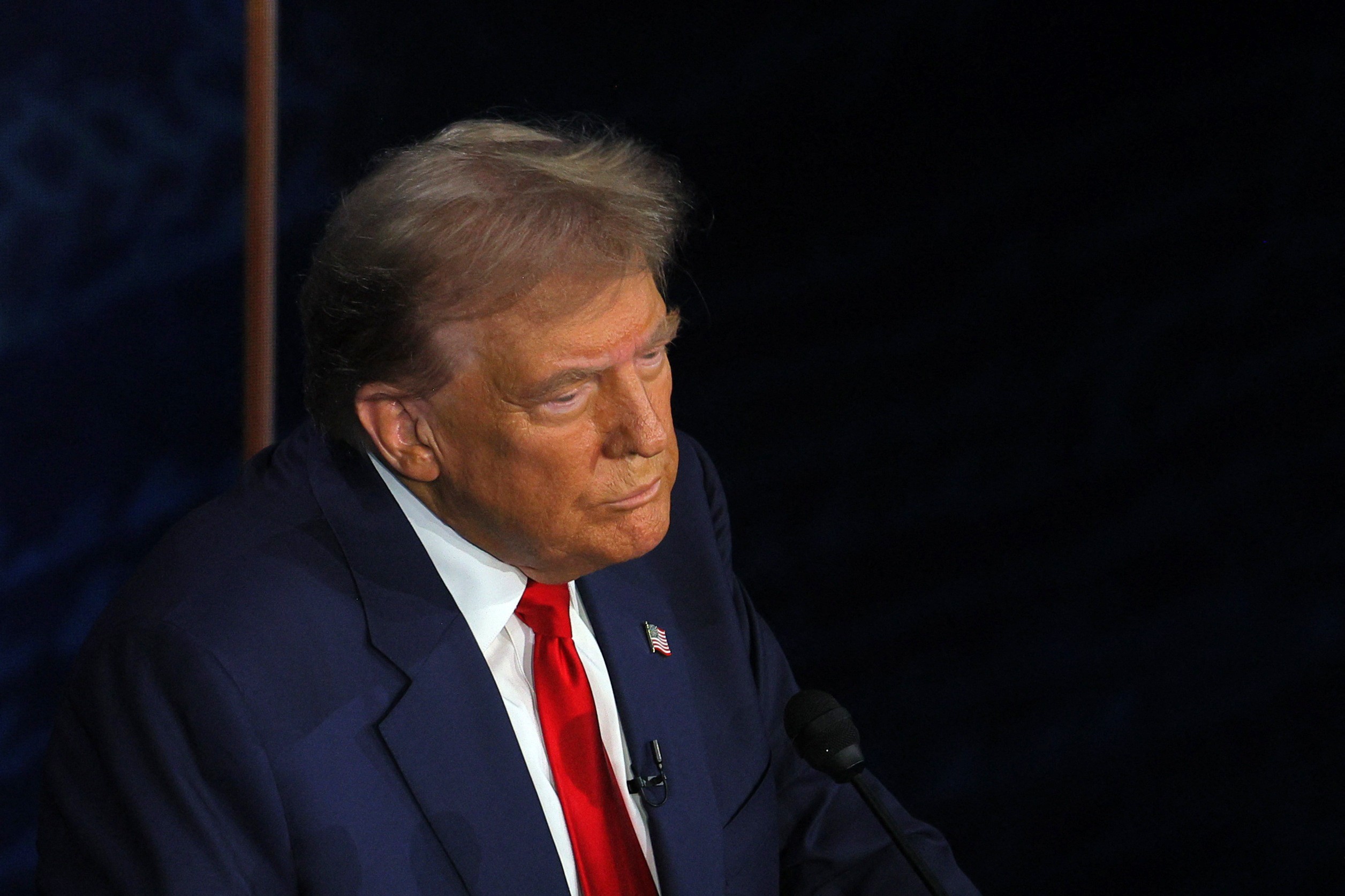 Trump diz que 'há muitos genes ruins' entre imigrantes nos EUA ...