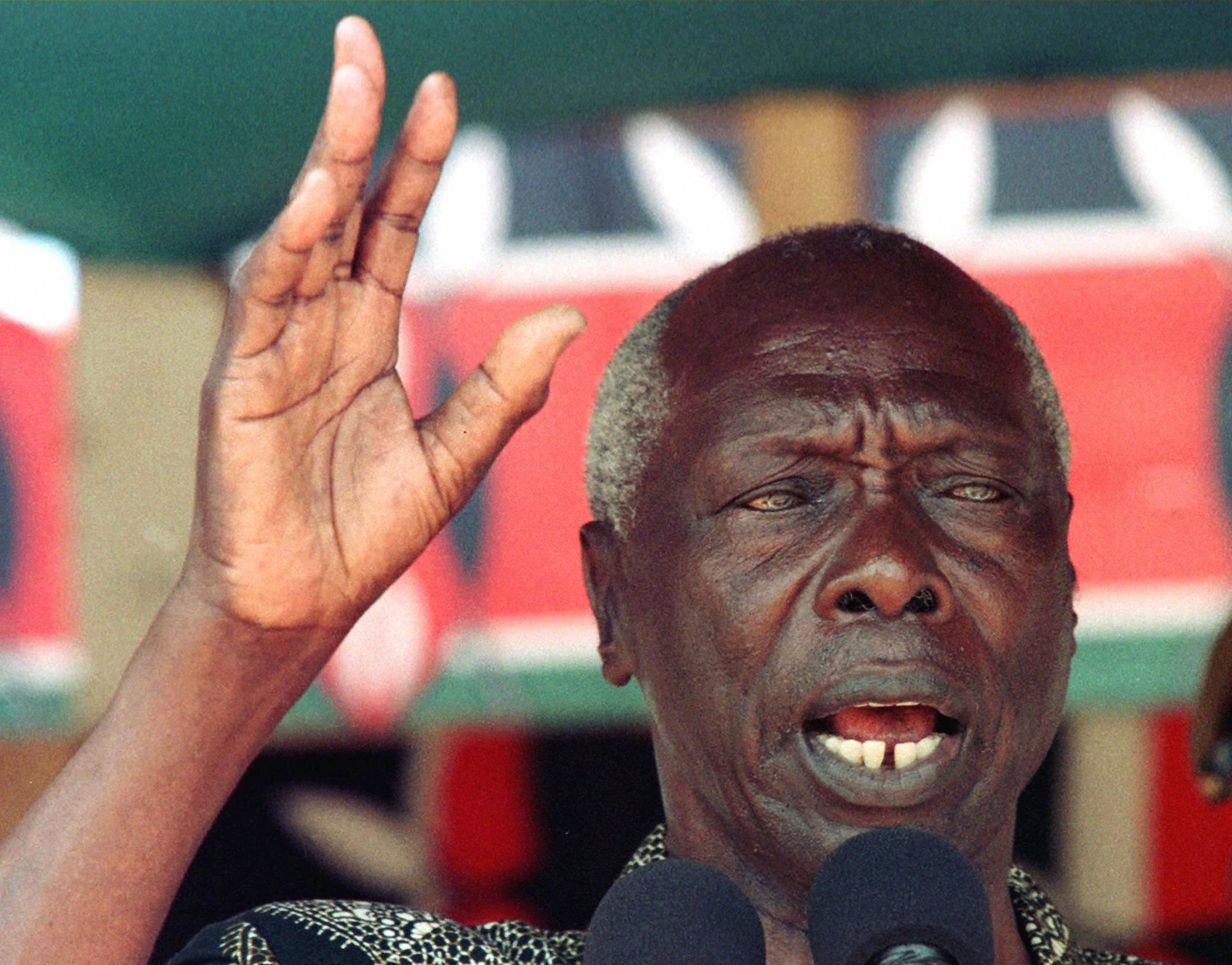 Daniel Arap Moi, que governou o Quênia por duas décadas, morre aos 95 ...