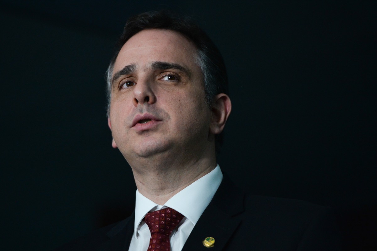 Rodrigo Pacheco, do PSD, é reeleito e comandará Senado até 2025 ...