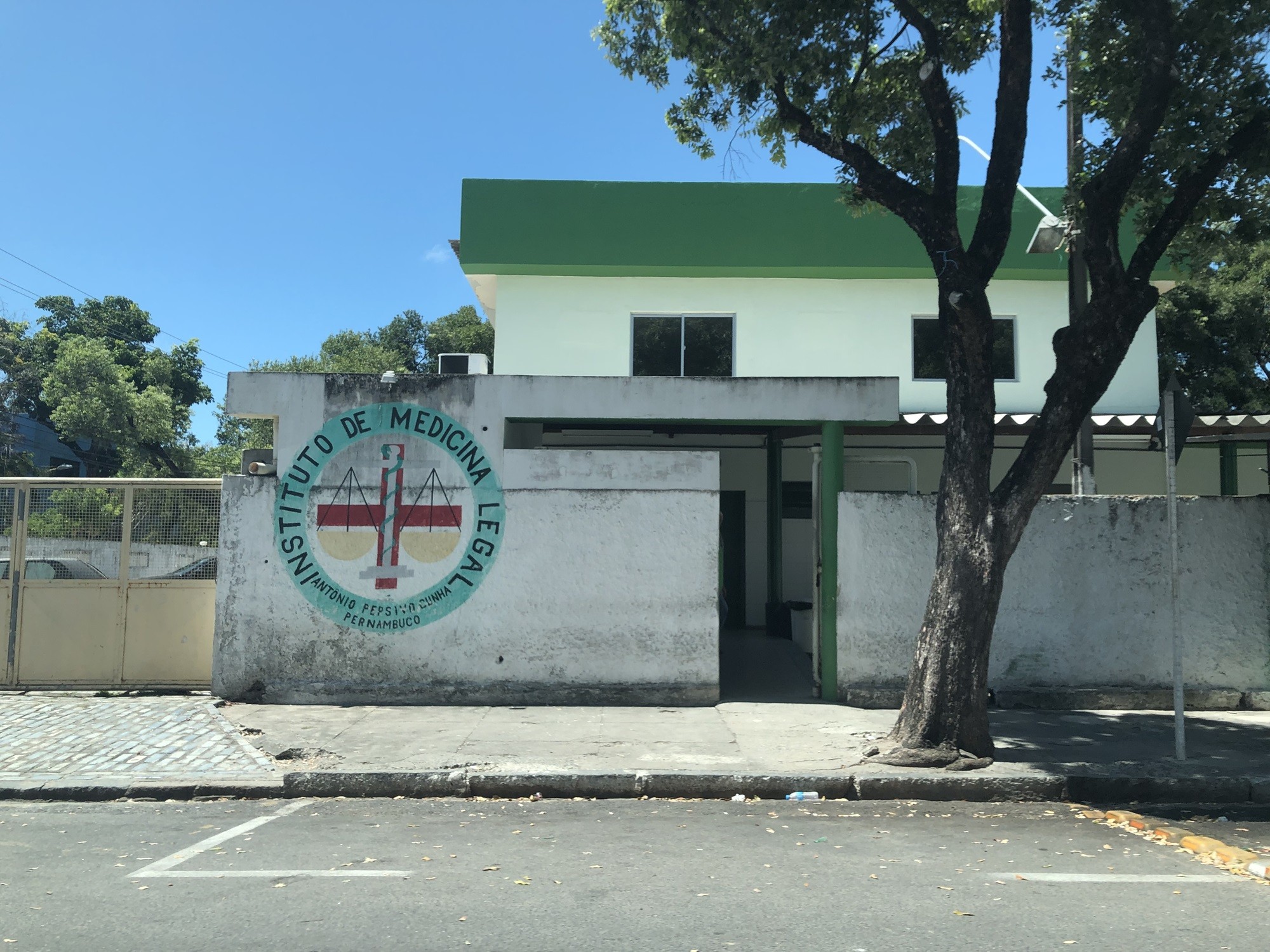 Tiroteio em ceia de Natal deixa homem morto e três feridos no Recife | G1