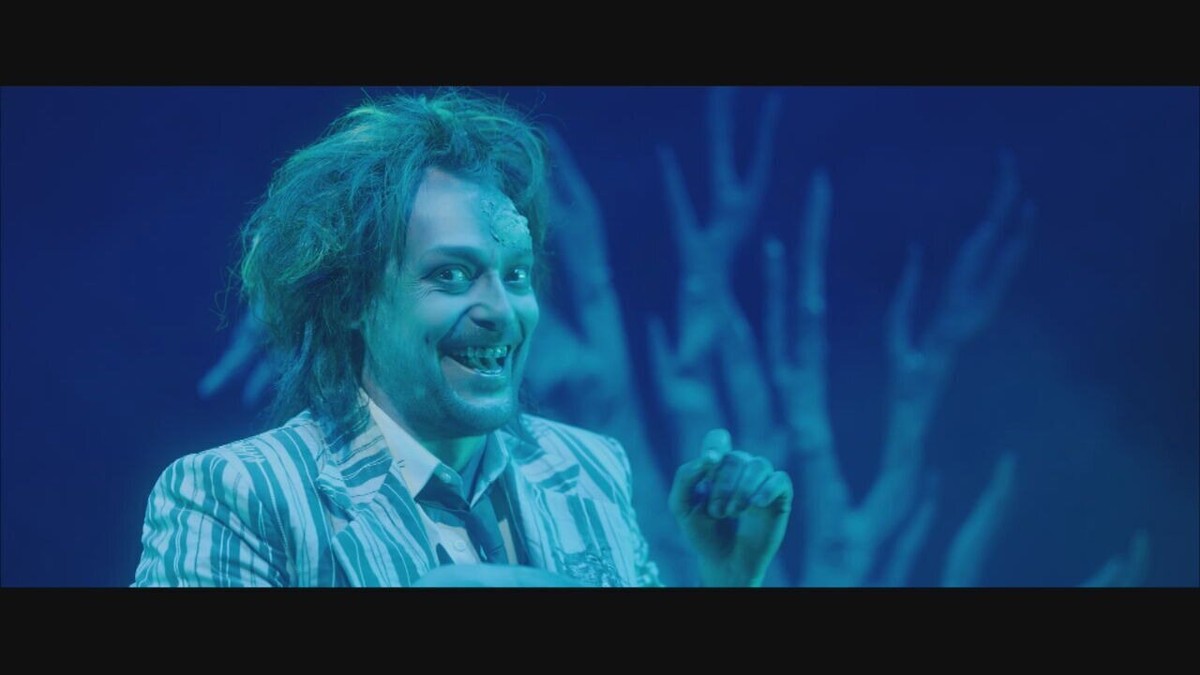 Musical da Broadway 'Beetlejuice' chega ao Brasil com estética do Tim ...
