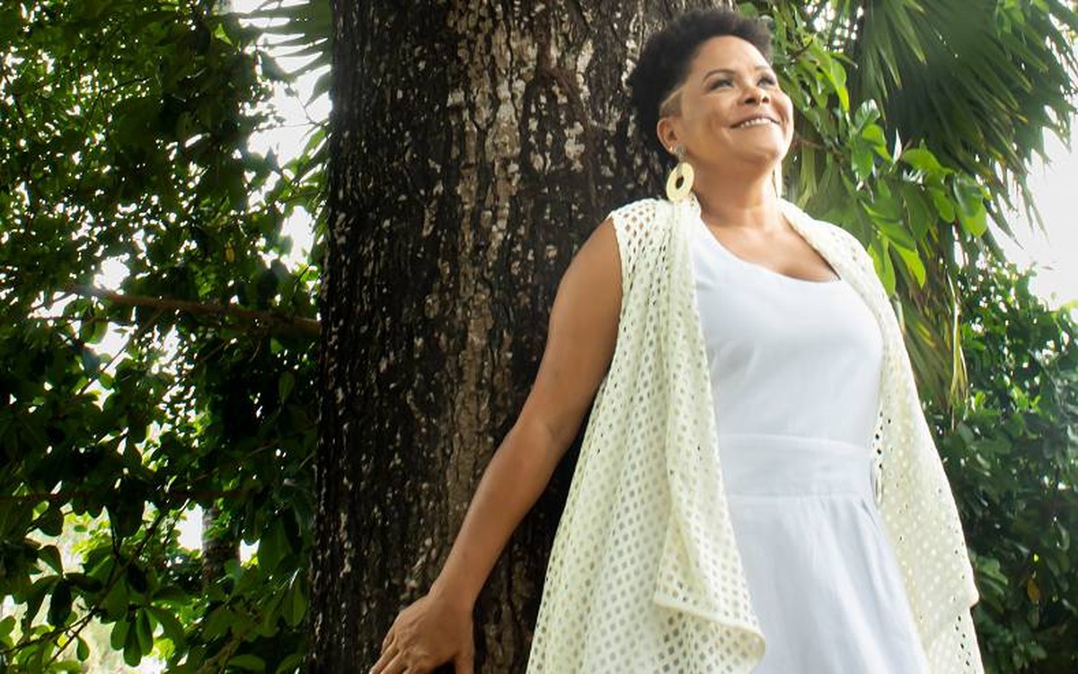 Cantora Márcia Short apresenta na internet o show 'O amor e a criação ...