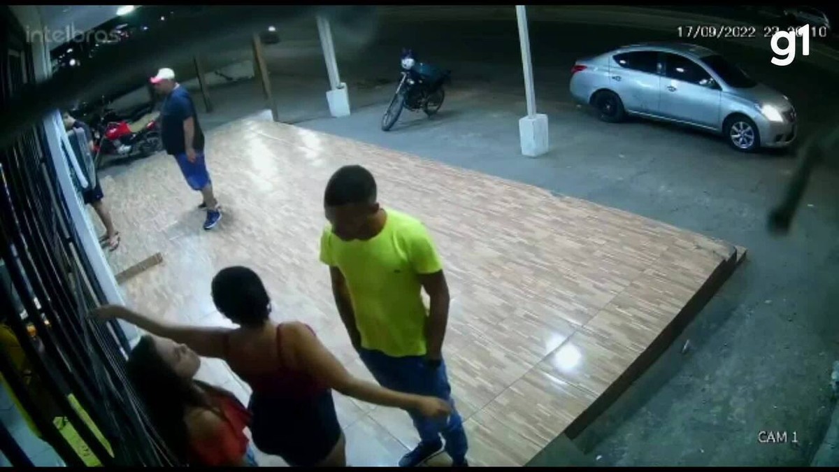 Mulher é Agredida Com Socos E Chutes No Rosto Durante Discussão Com