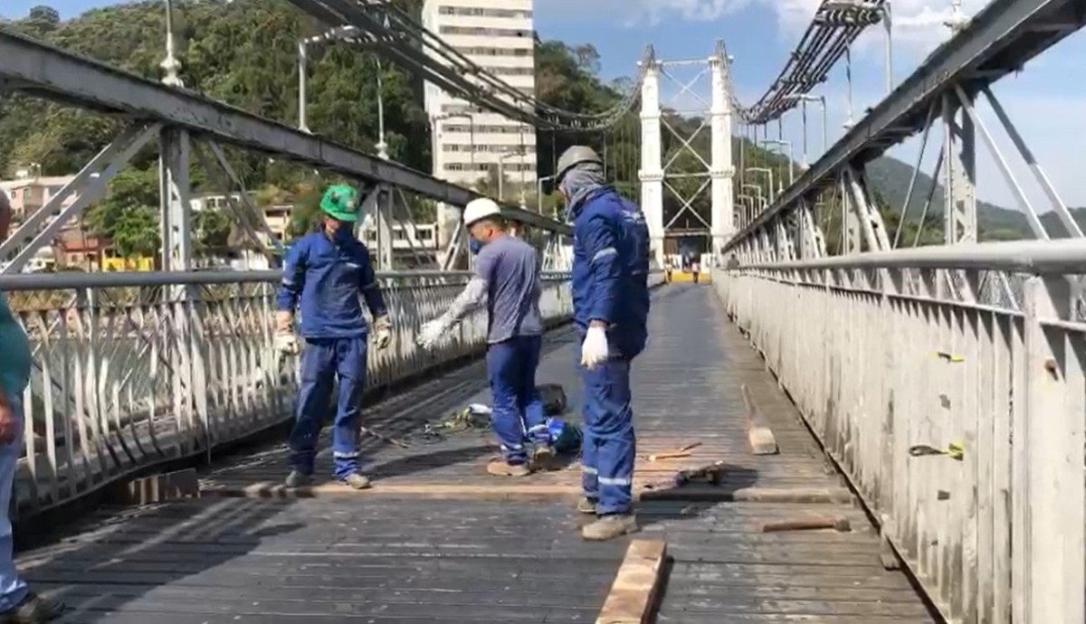 Ponte Pênsil passa por reparos emergenciais e obra completa deve custar ...