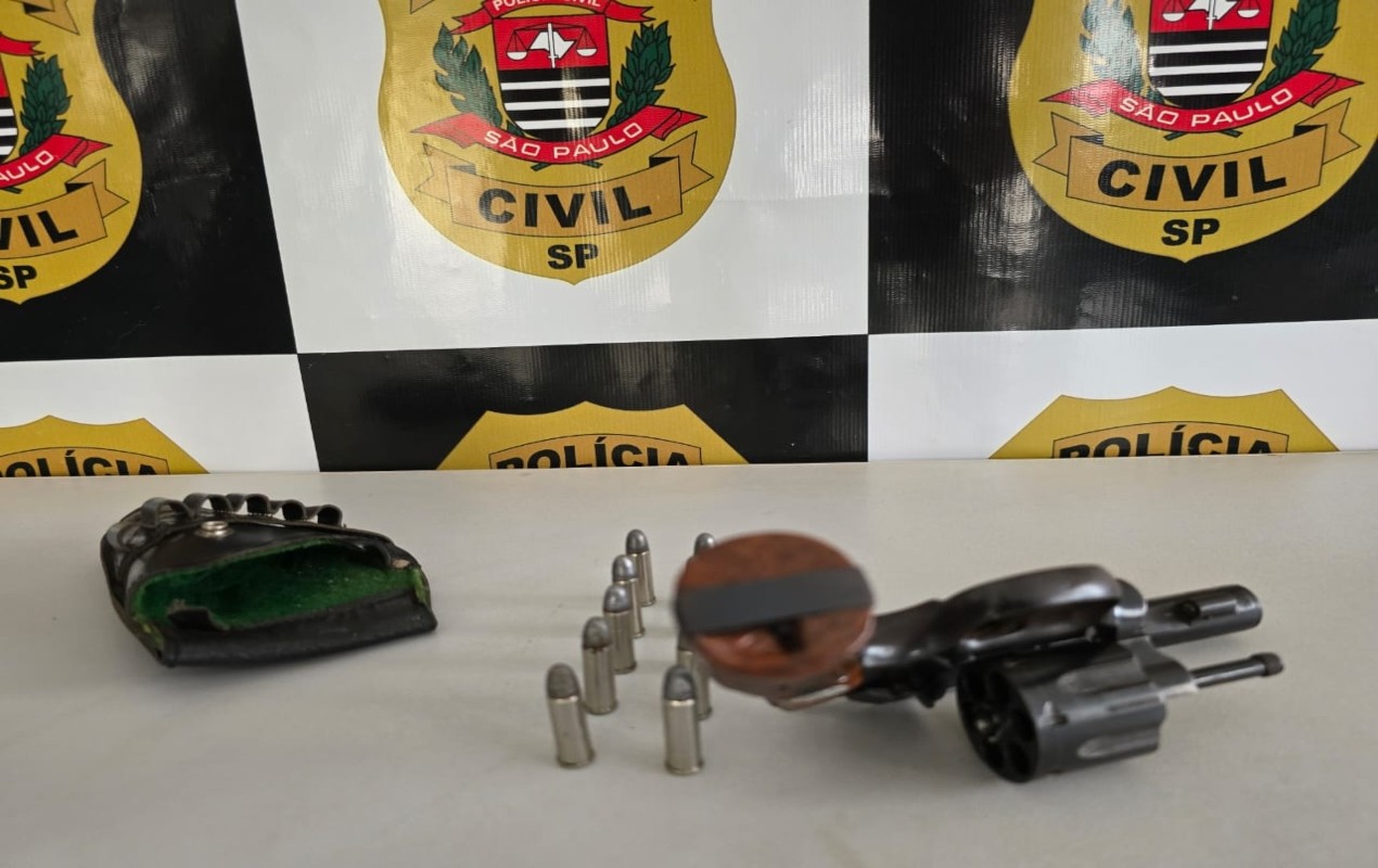 Homem é preso em flagrante depois de agredir jovem com arma de fogo | G1