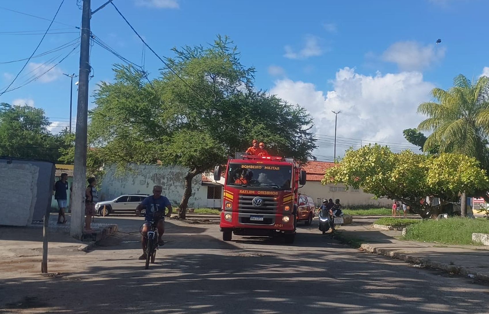 Amigos e familiares se despedem em Sergipe de Maria Feliciana, uma das ...
