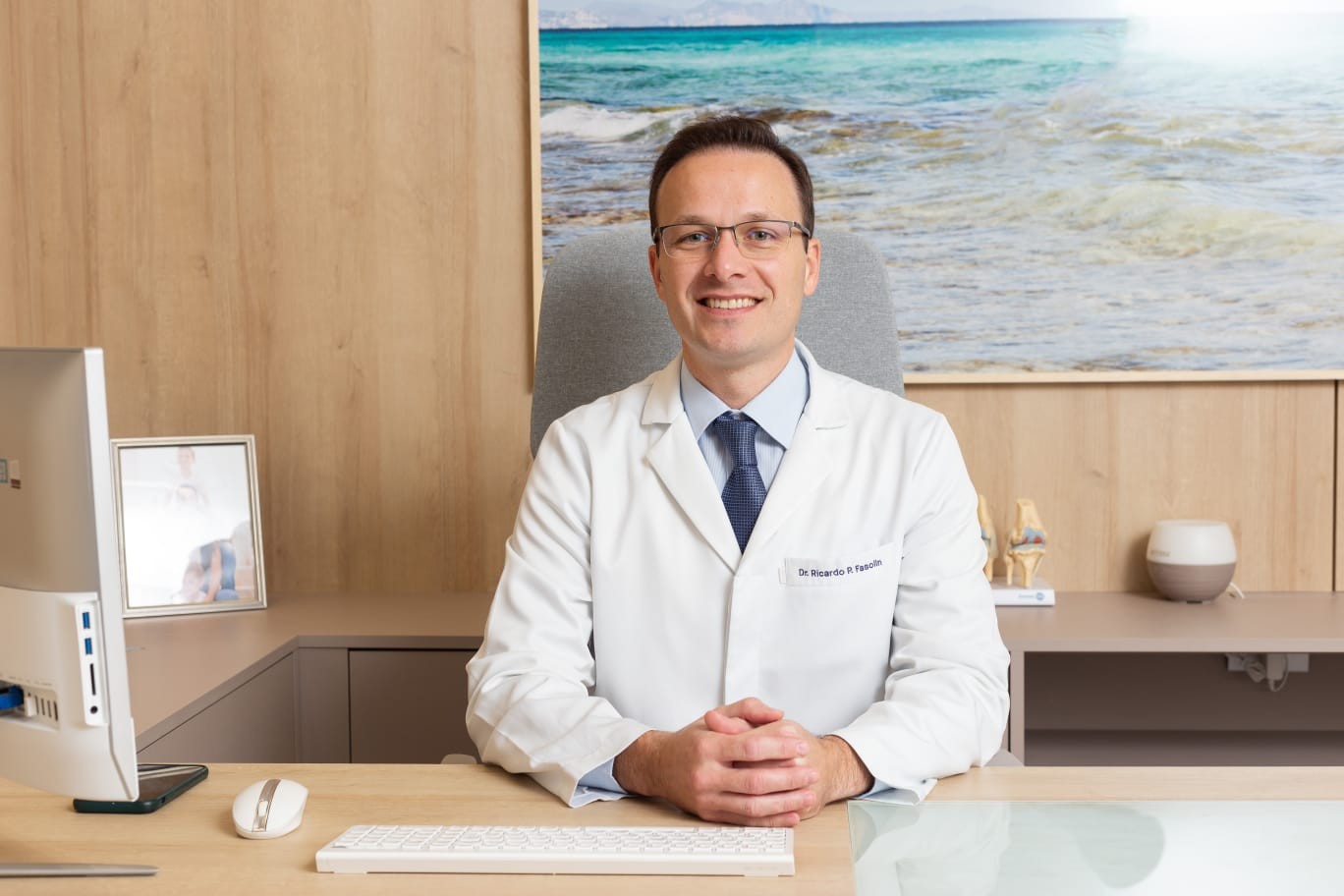 Dr. Ricardo Pozzi Fasolin realiza a primeira cirurgia ortopédica com o ...