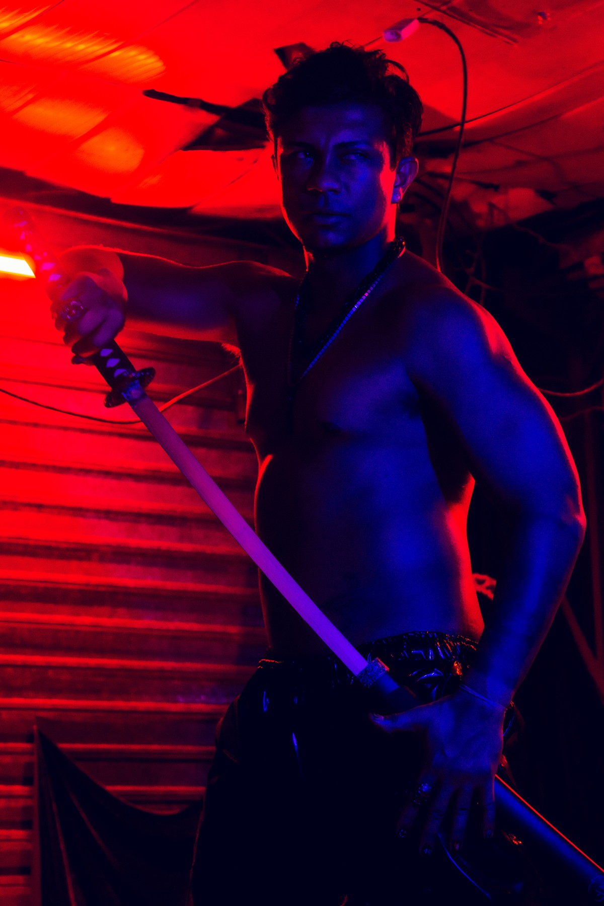 Xamã encara a batalha de lançar o primeiro single solo após a explosão ...