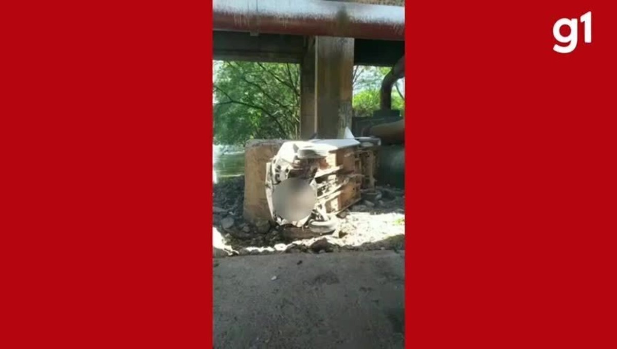VÍDEO: em acidente impressionante, motorista sobrevive após carro cair de ponte na BR-365 ...