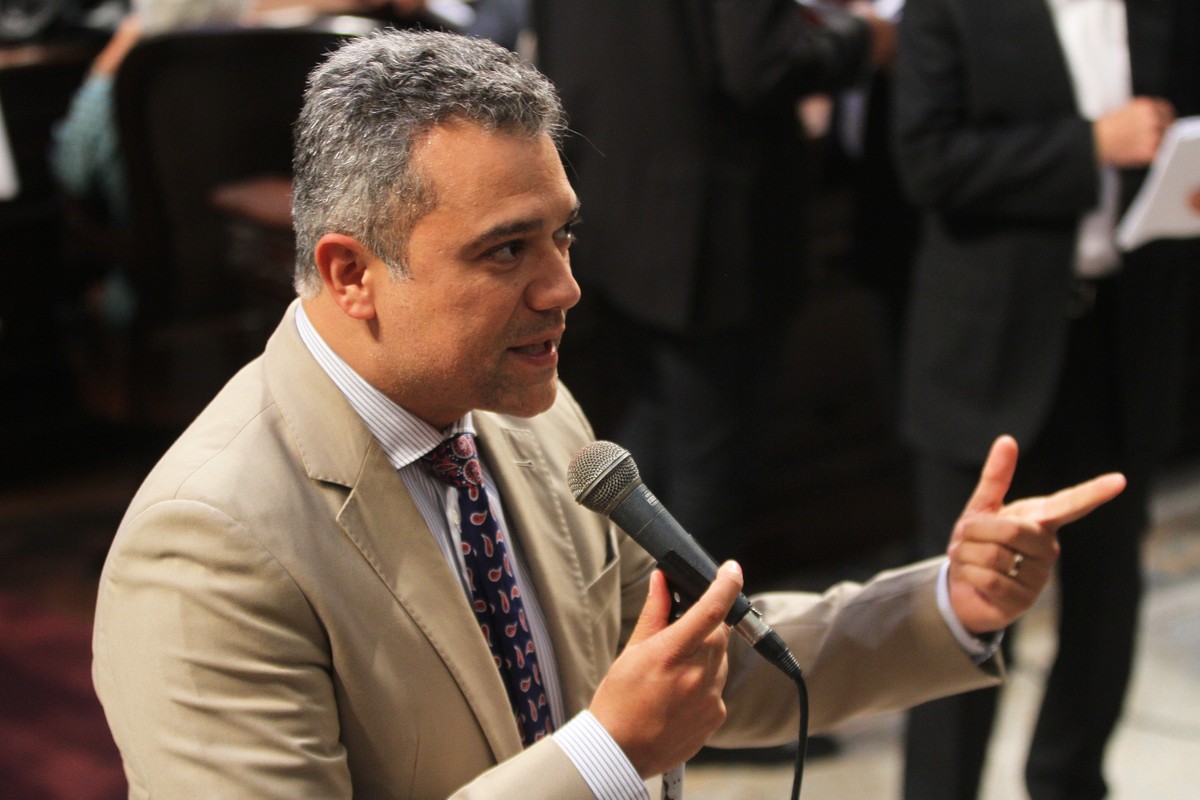 Preso na Lava-Jato, deputado Marcus Vinicius Neskau é o novo presidente ...