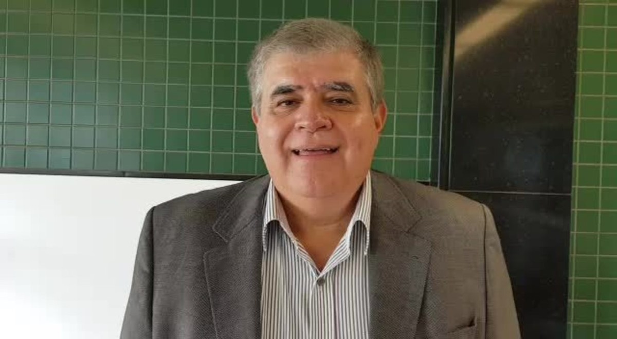 Marun vê 'patriotismo' em general ministro da Defesa e diz que ele ...