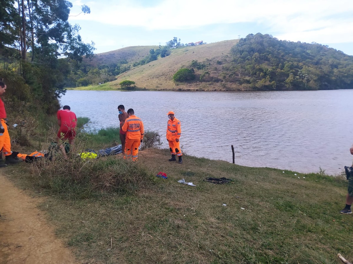Jovem se desequilibra de boia e morre afogado na Represa Doutor João ...