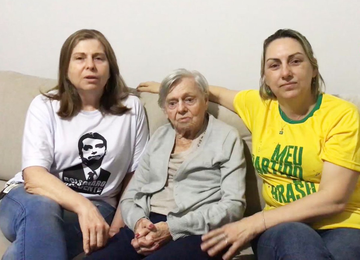 Mãe de Jair Bolsonaro comemora após vitória do filho: 'Povo muito digno ...