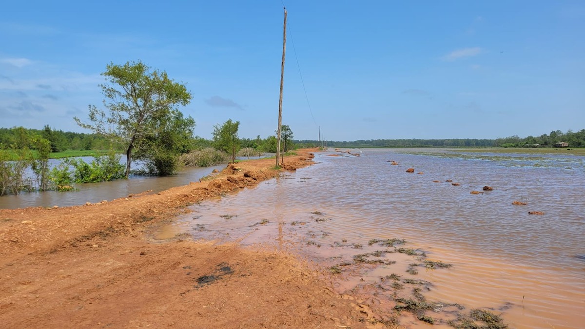 Oceano avança e destrói casas no litoral de Calçoene, no Amapá | Amapá | G1