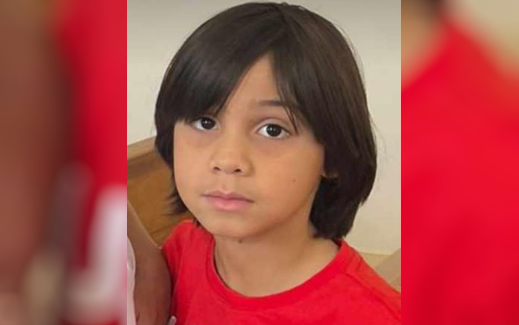 Menino de 8 anos morre após trave cair sobre ele durante jogo em quadra ...