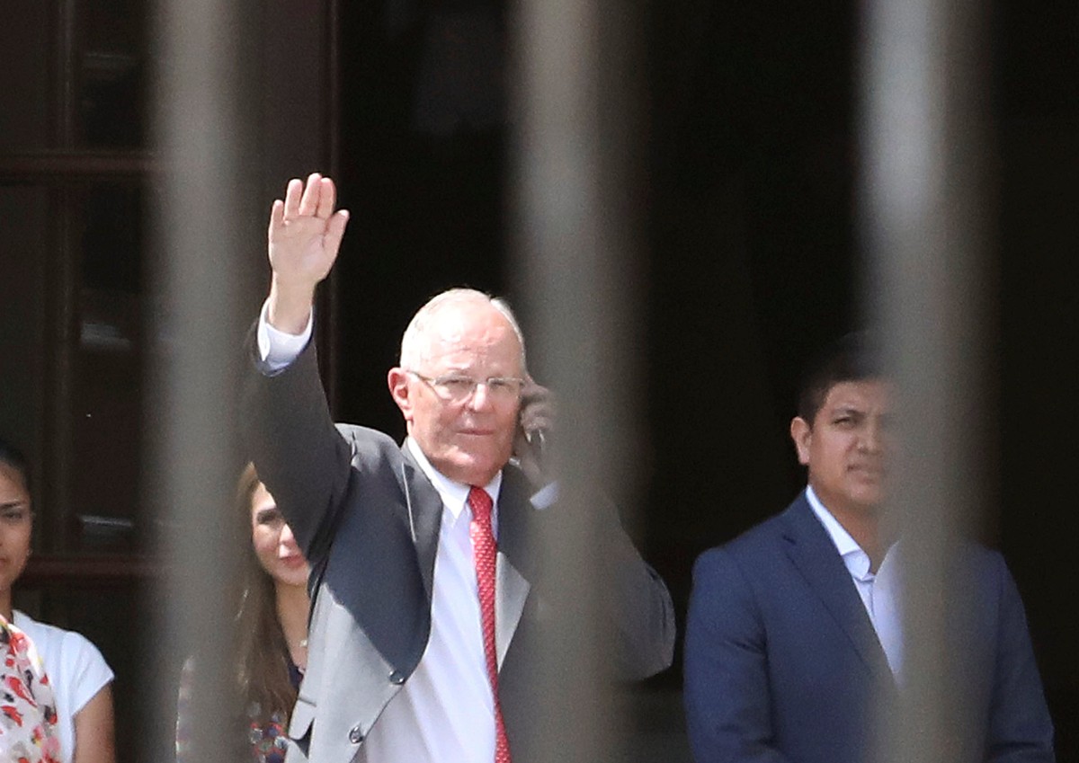 Pedro Pablo Kuczynski apresenta renúncia à presidência do Peru