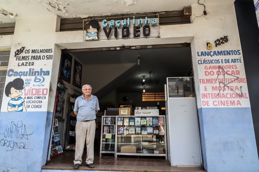 [Old School] Locadora de filmes em DVD e VHS é mantida há 38 anos e ...