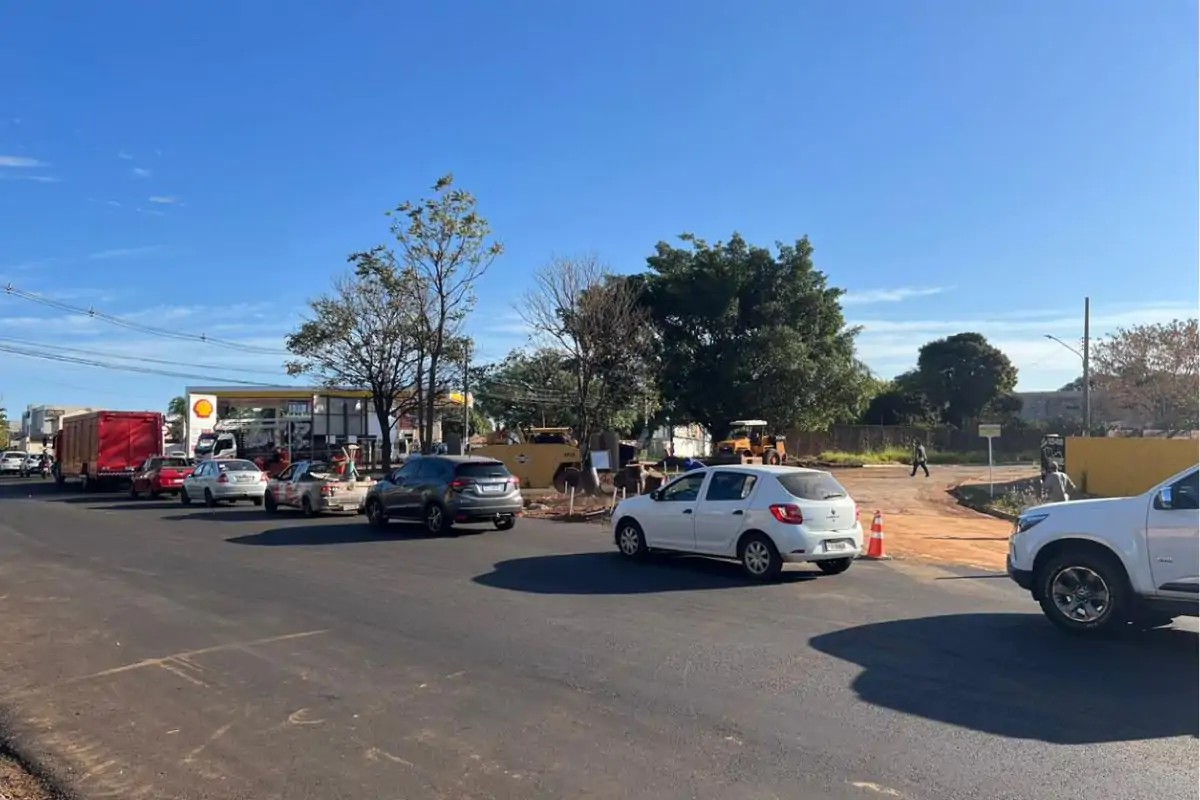 Trecho da avenida Três Barras é liberado em Campo Grande | G1