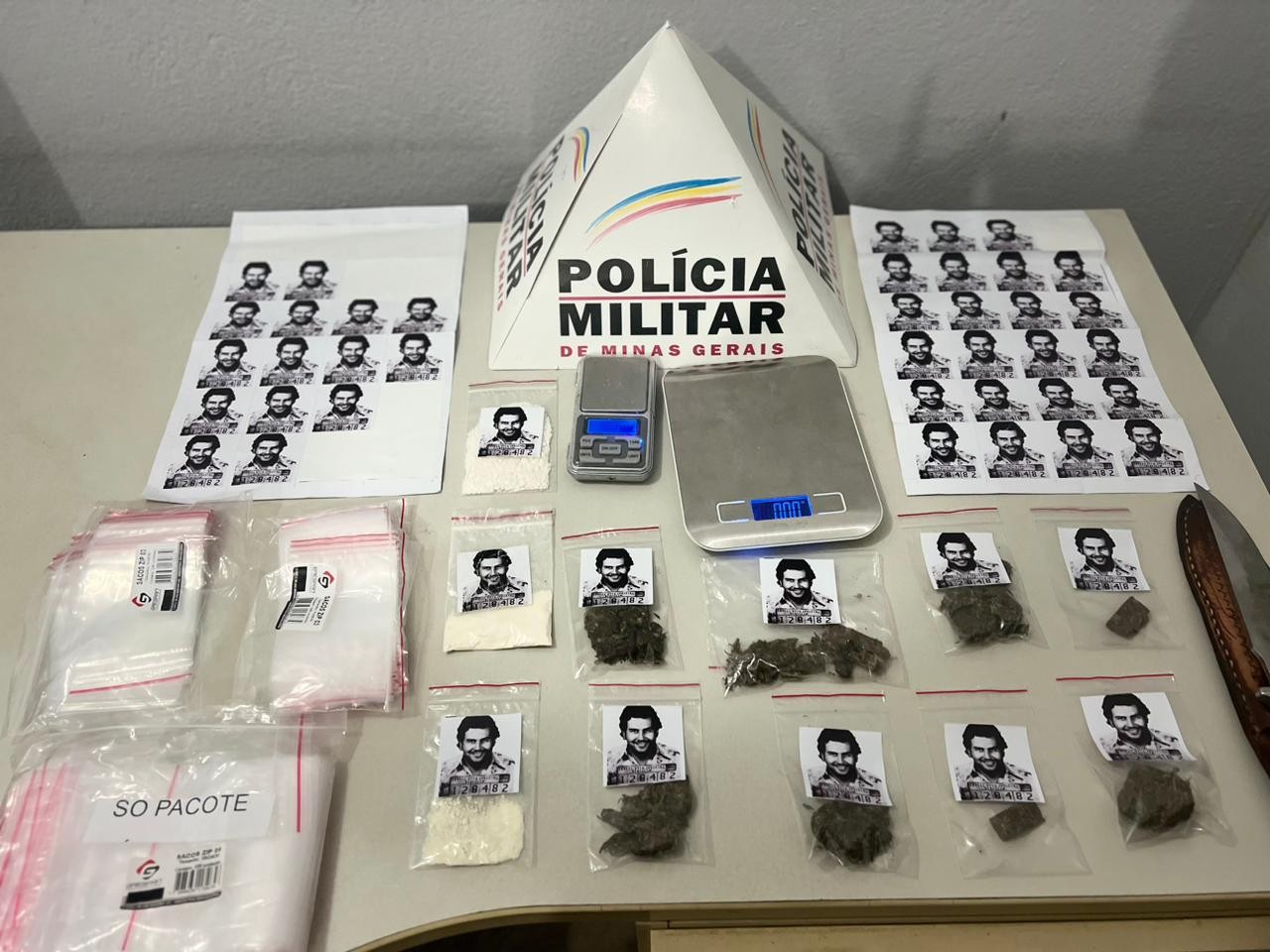 Drogas com fotos de Pablo Escobar são apreendidas em cidade do Centro ...