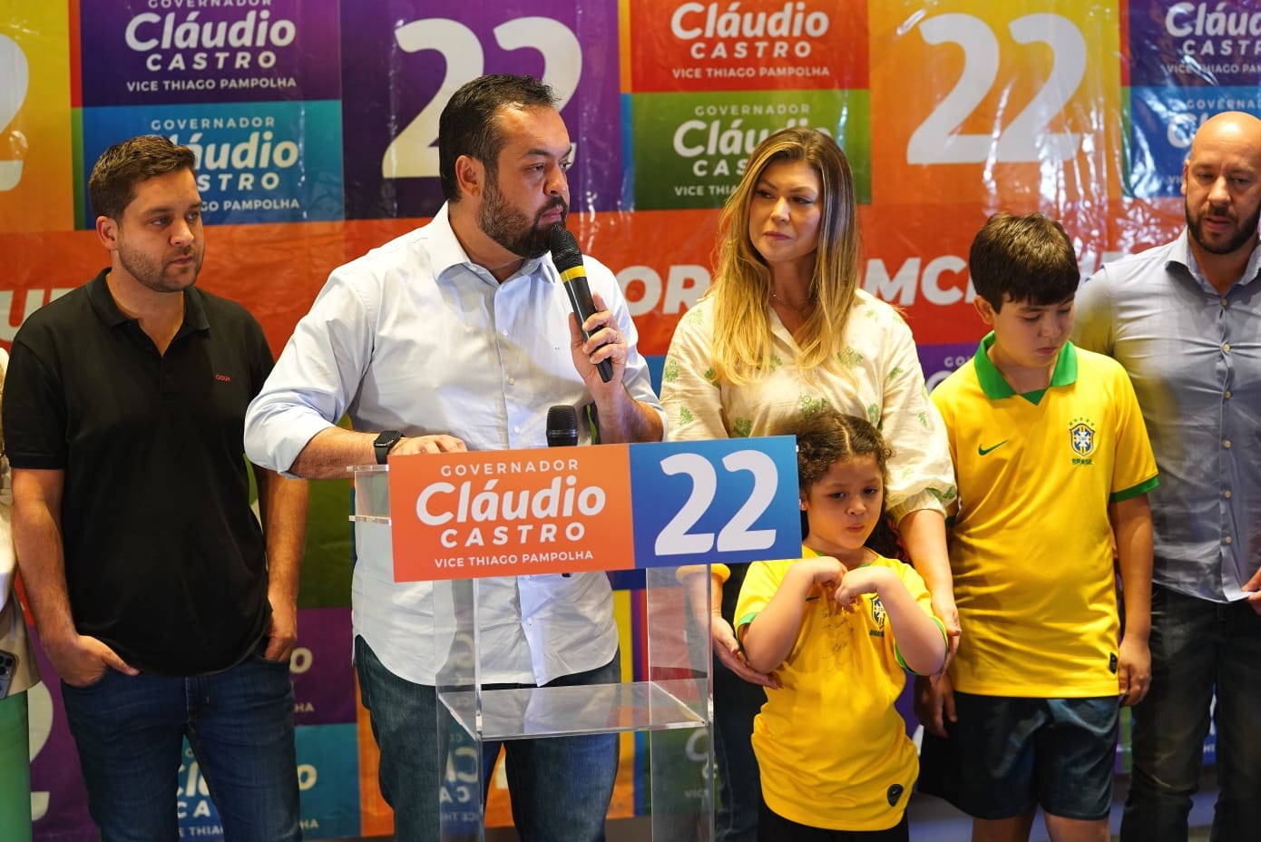 Cláudio Castro toma posse como governador reeleito no RJ; veja a ...