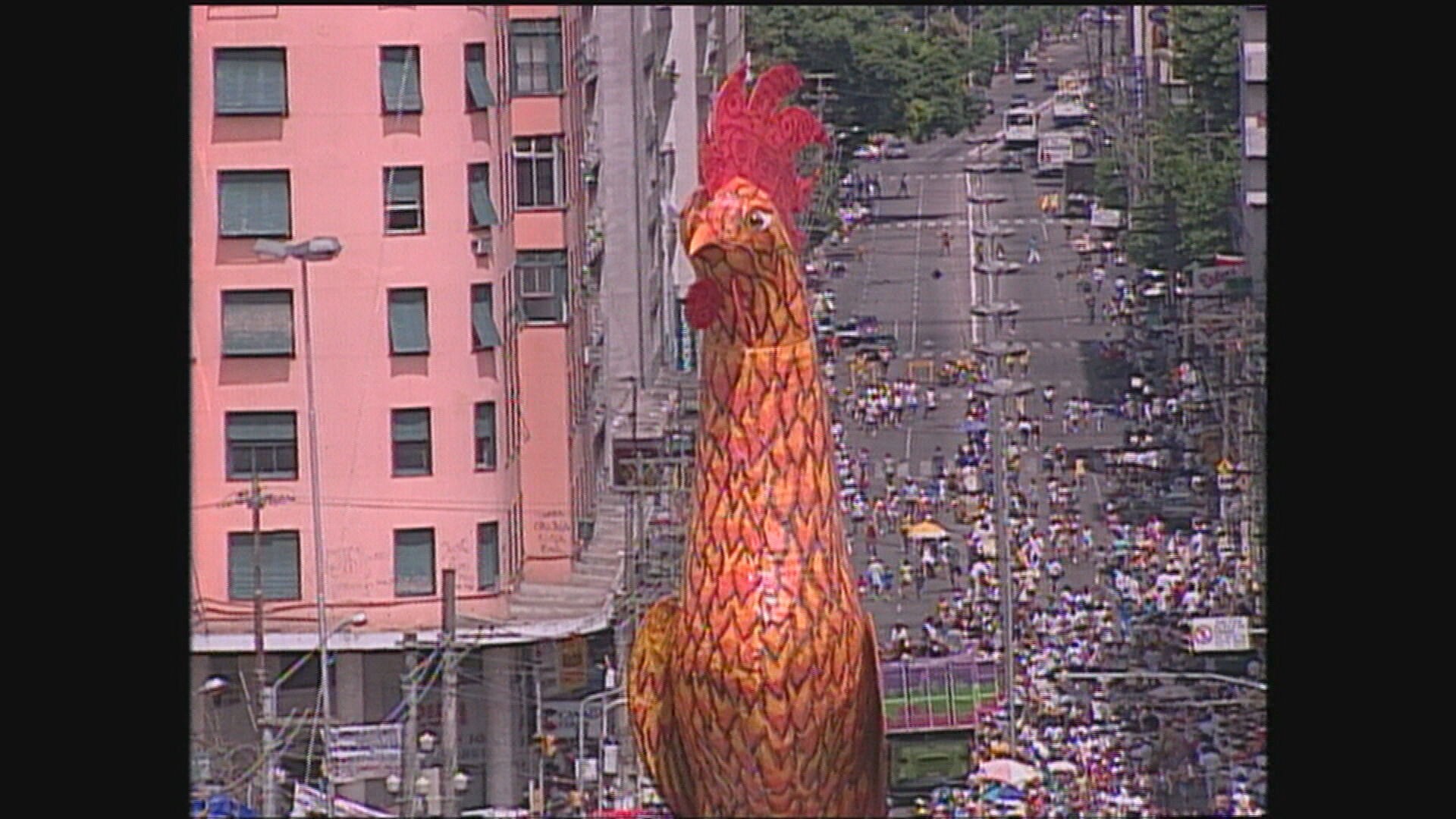 Tradição do carnaval do Recife, Galo Gigante comanda festa há 29 anos ...