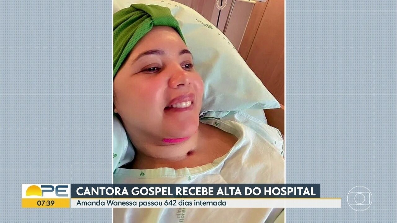 Cantora Amanda Wanessa tem alta de hospital no Recife 642 dias após acidente de carro ...