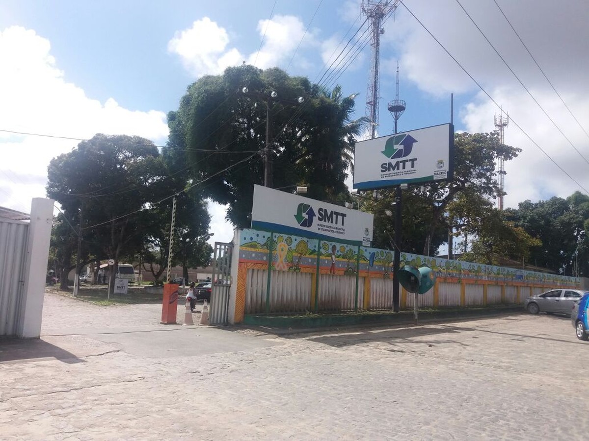 Atendimento na sede da SMTT de Maceió terá horário reduzido na sexta-feira | Alagoas | G1