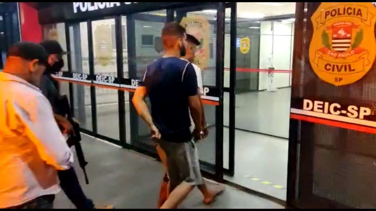 Polícia Prende 2 Suspeitos De Matar Pm De Folga A Tiros Durante Assalto