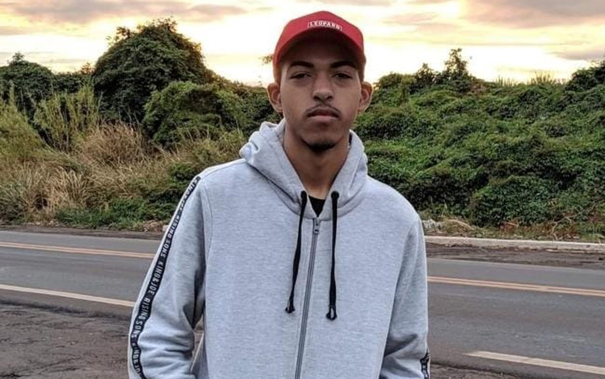 Bombeiros encerram buscas por jovem que desapareceu em cachoeira de São José da Bela Vista, SP ...