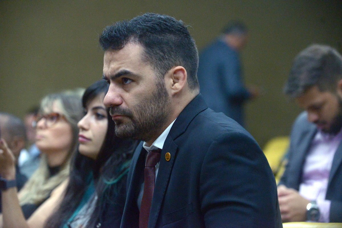 Arthur do Val vai à Justiça para que Conselho de Ética faça perícia nos ...