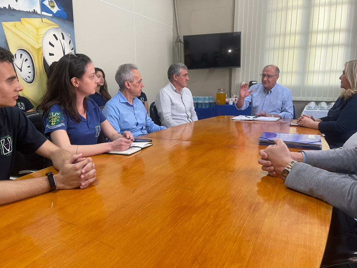 Em reunião com Alckmin, Saud pede aumento de R$ 16 milhões no 'teto MAC ...