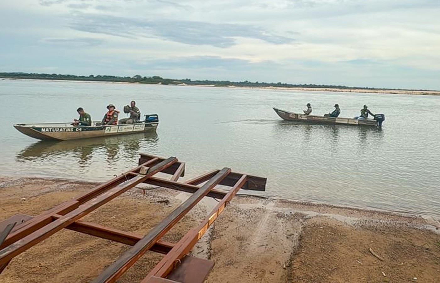 Operação nos rios apreende motor, arpões, 900 metros de redes e multa ...
