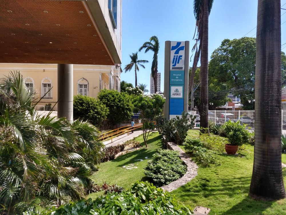 Funcionários e pacientes reclamam de atrasos e da qualidade das ...