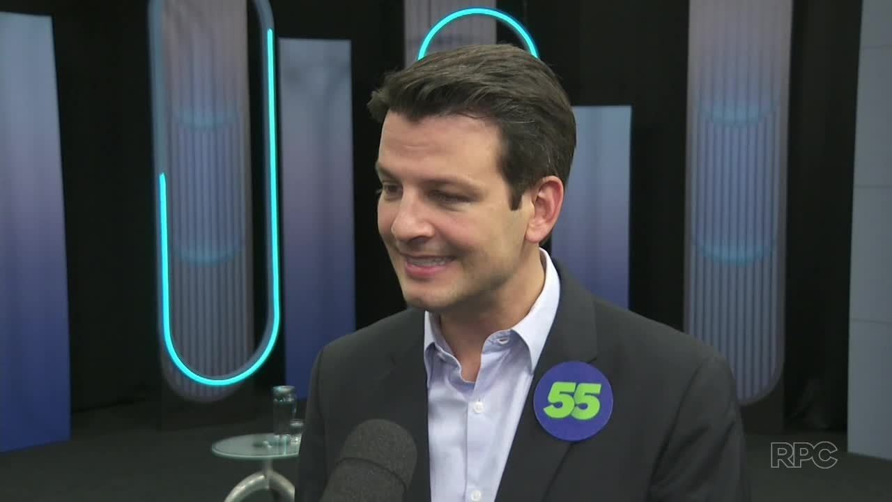 No Dia do Professor, Pimentel promete rever plano de cargos e salários ...