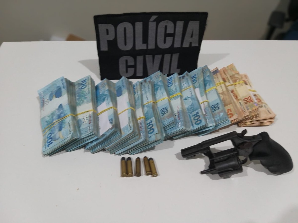 Quase R 119 Mil São Apreendidos Com Suspeito De Tráfico De Drogas E