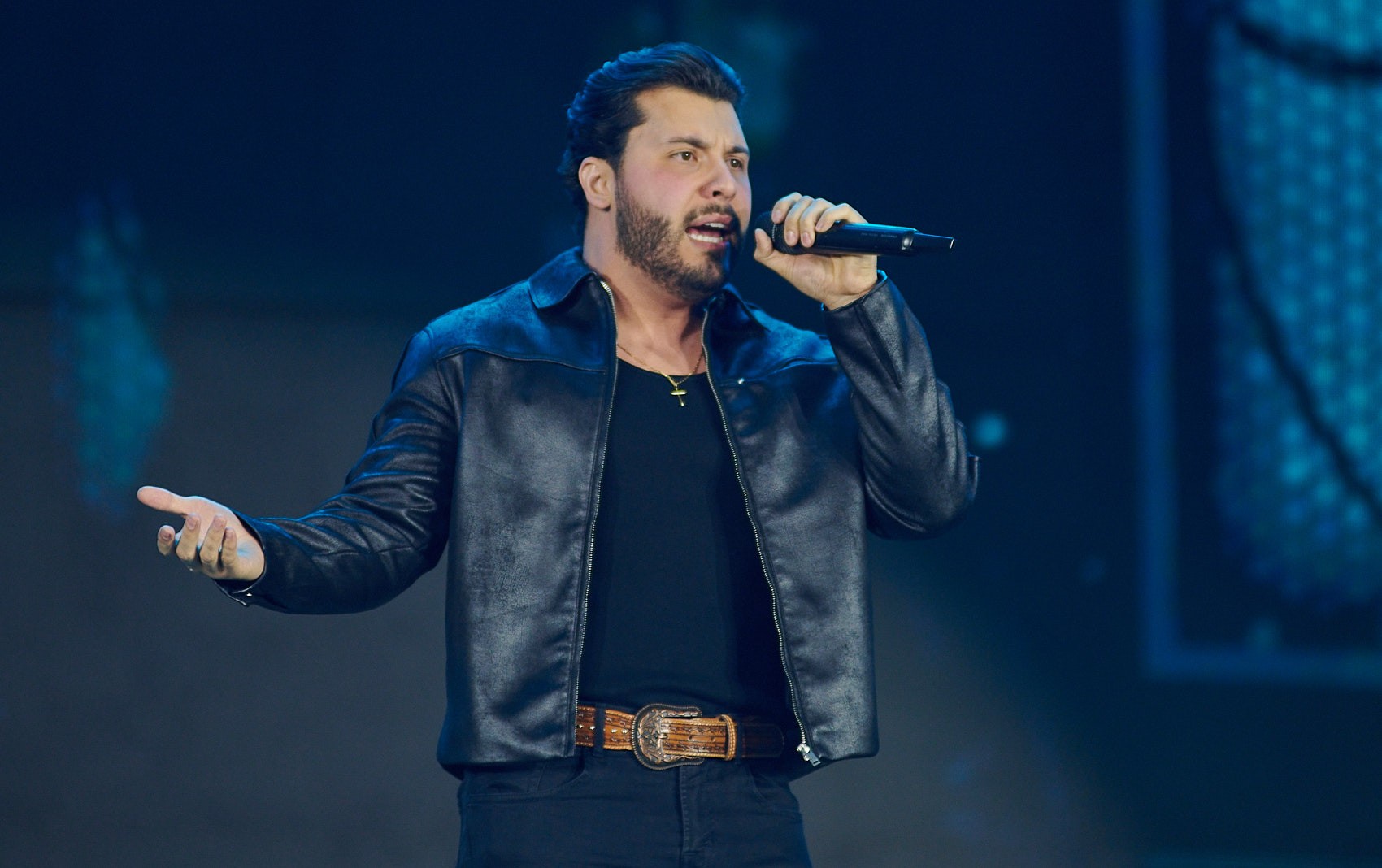 Murilo Huff aposta em feats e 'ao vivão' na sua estreia no Ribeirão Rodeo Music | Ribeirão Rodeo ...