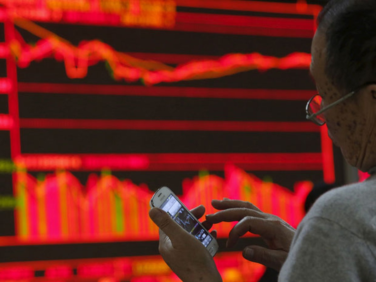 Bolsas da China têm forte queda com ameaça de Trump de tarifas mais ...