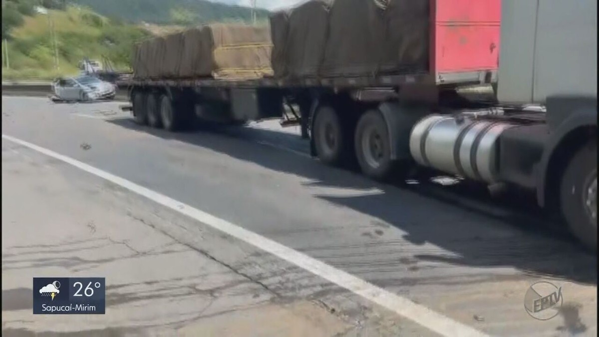 Acidente entre seis veículos deixa feridos na Fernão Dias, em Extrema, MG | Sul de Minas | G1